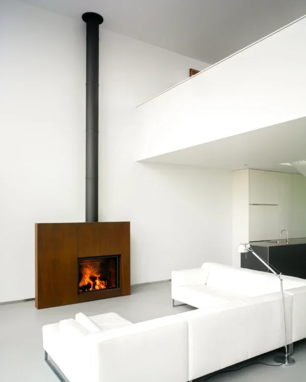 Stûv 21-clad – foyer au bois prêt-à-installer (simple ou double face)
